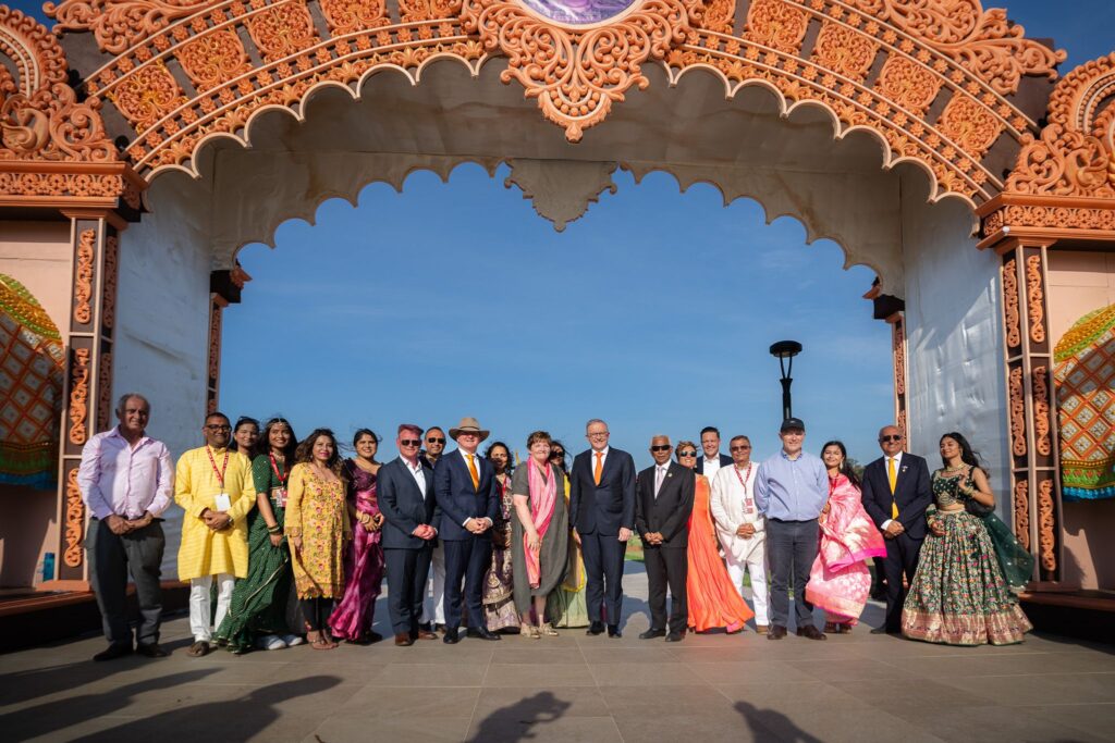FESTIVAL OF COLOURS CELEBRATION BAPS SHRI SWAMINARAYAN HINDU MANDIR ...
